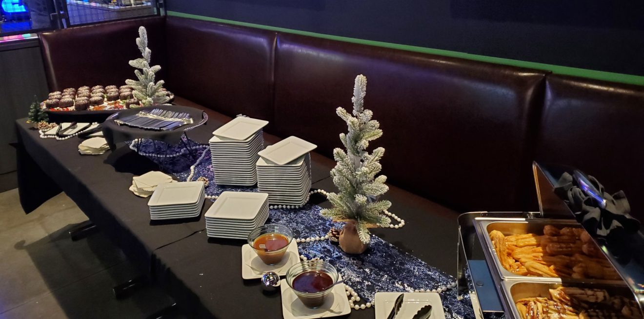 Dave & Buster's Holiday Sneak Peek Showcase: A Night of Fun and ...